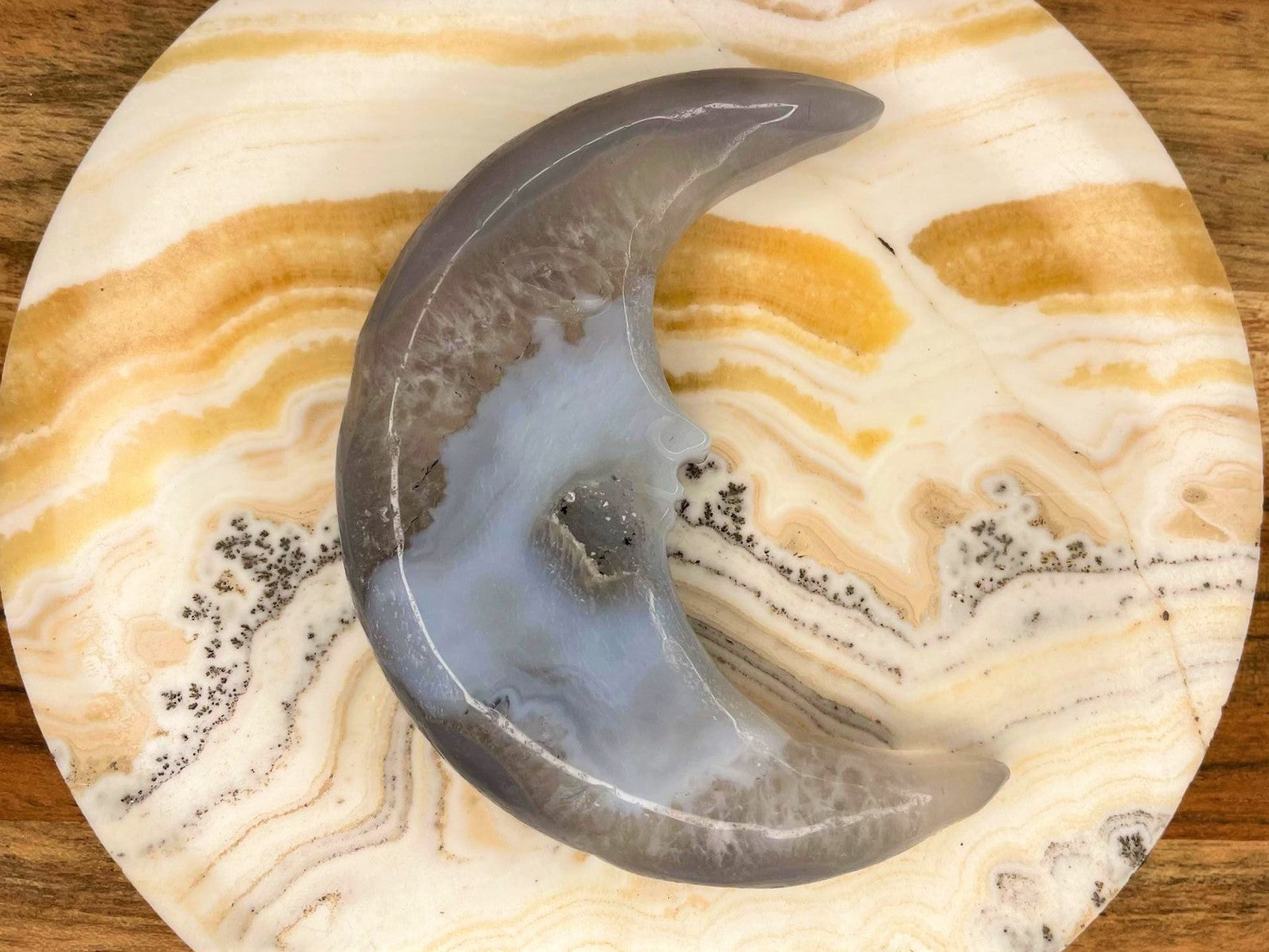 Crystal Agate Crescent Moon Carving – Crystals Melbourne Australia
